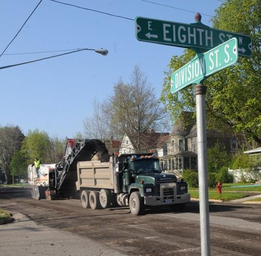 Division Street construction in Northfield has begun | News | southernminn.com