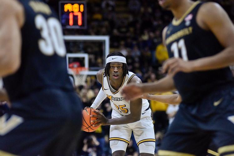 The earth: Mitchell’s strength, consistency power the Tigers | Sports ...