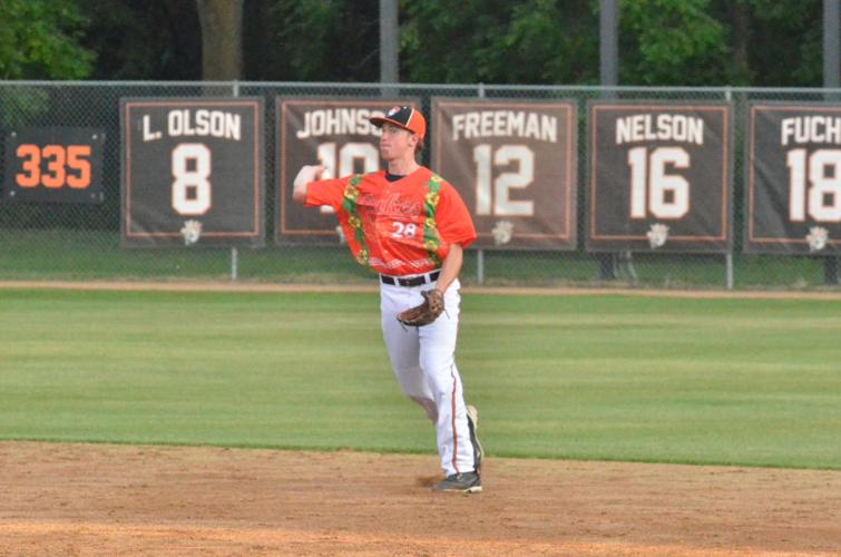 PHOTOS: Dukes drop 15-10 slugfest against Lyon's Pub Warriors | Sports ...