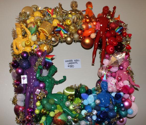Closner's merry wreaths of winter add color, creativity, comedy | News ...