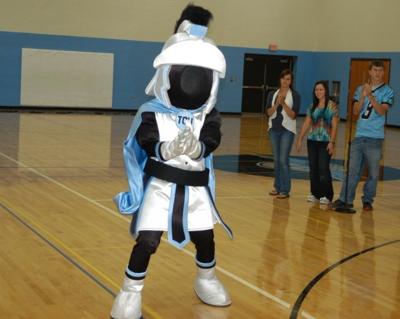 Tri-City United mascot unveiled | News | southernminn.com
