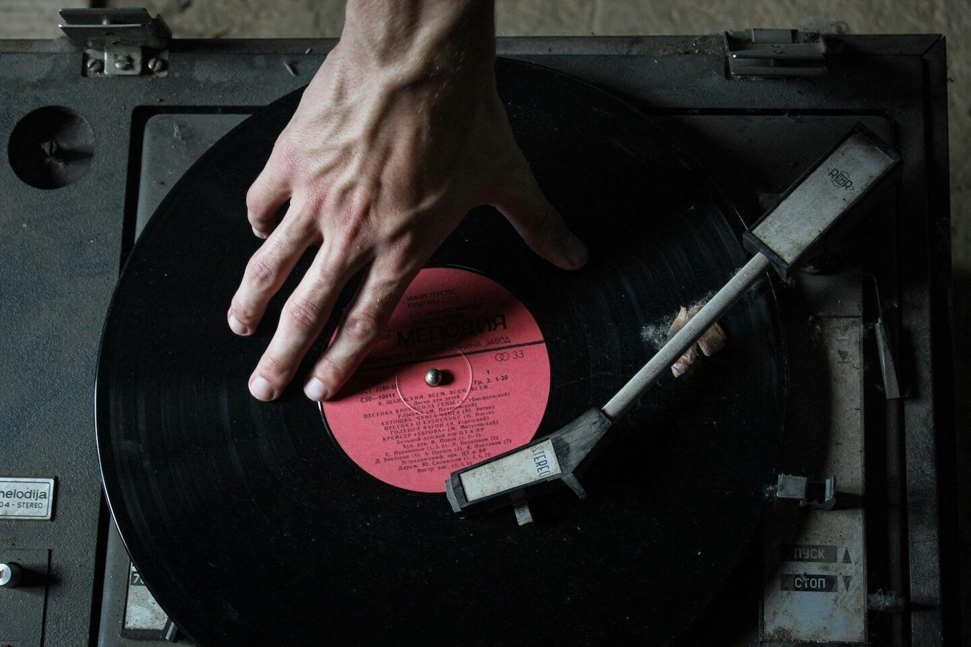 Vinyl Night - Northfield | Scene | southernminn.com