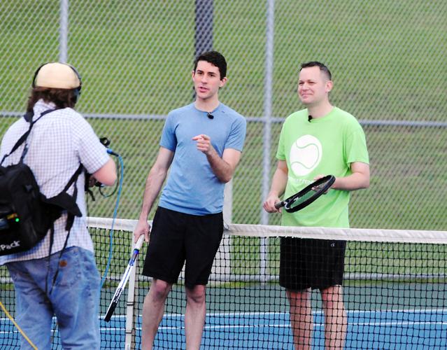 GALLERY: FHS girls tennis coach Darren Iverson breaks world record for ...