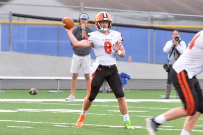 4 touchdown performance from Lyons leads Clippers to victory over ...