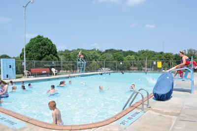 Medford raises pool wages to attract new lifeguards | Local ...