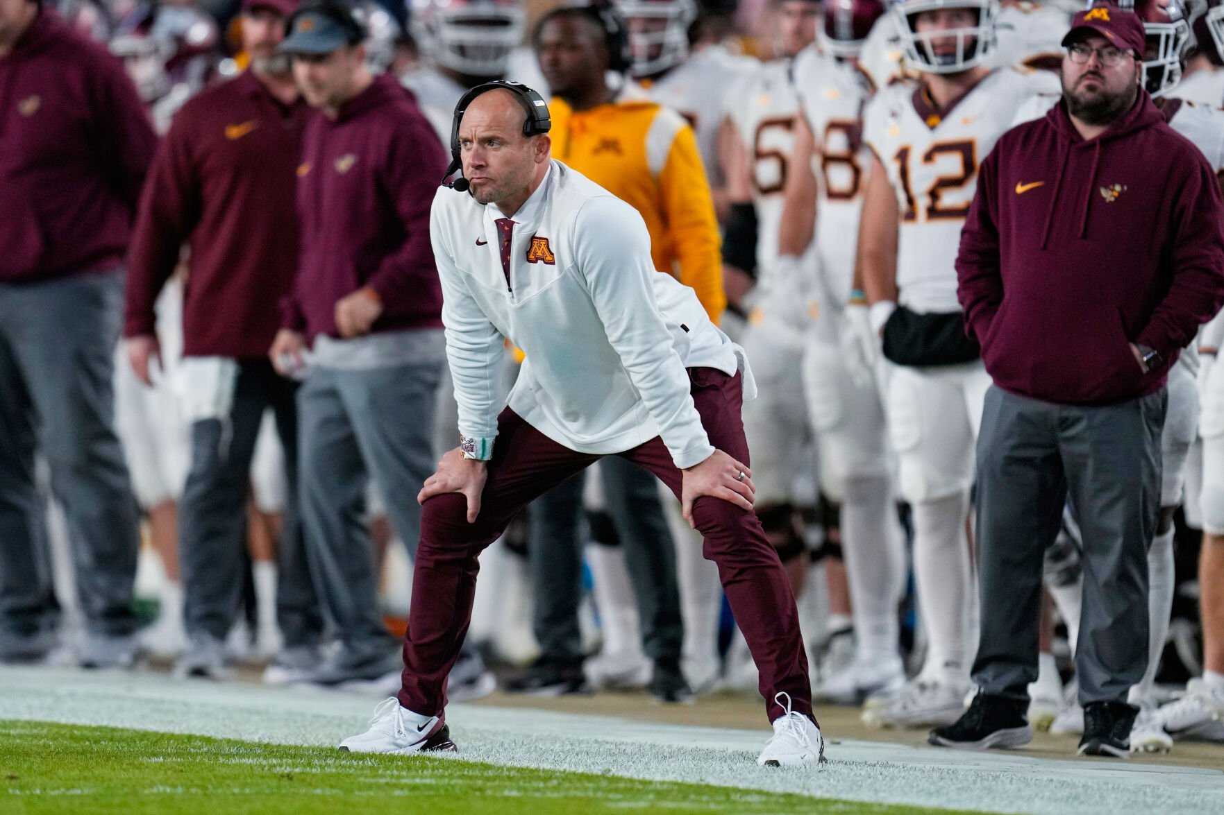 Minnesota opens the season at home against Buffalo as a 17½-point ...