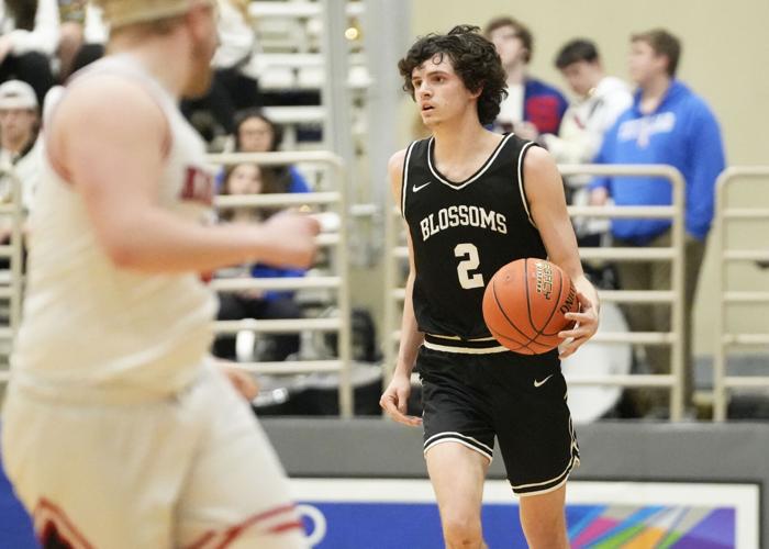 No. 1 Awesome Blossoms dominate last 12 minutes against No. 8 Kenyon ...
