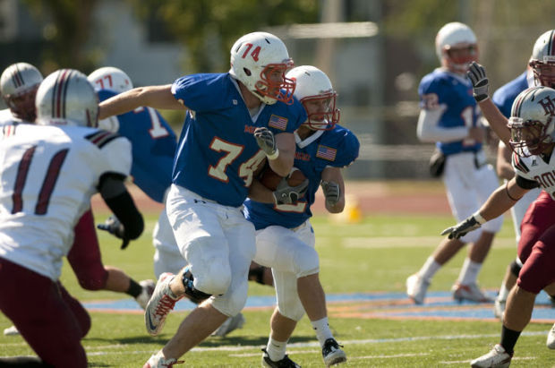 St. Peter grad chosen Macalester football MVP | News | southernminn.com