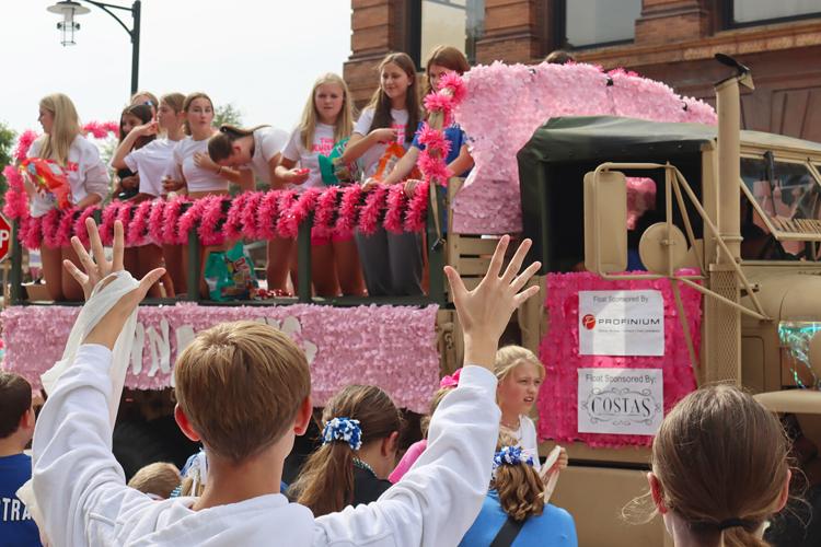 Homecoming Parade Photos | | southernminn.com