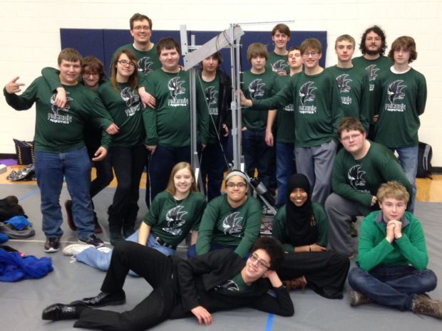 FHS robotics team works toward ultimate tote-stacking robot | Faribault ...