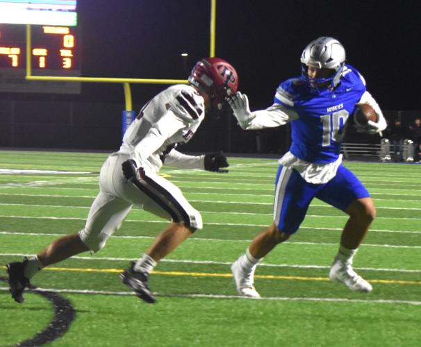 Huskies edge out victory against Trojans to move on to section ...