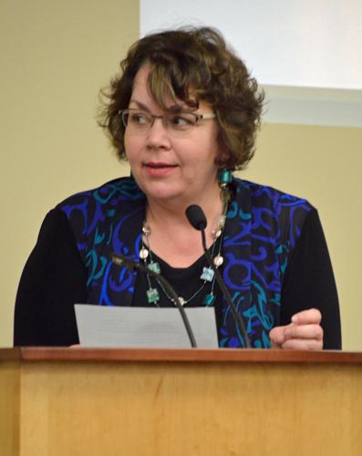 GALLERY: Olson strikes a chord in WCW address | News | southernminn.com