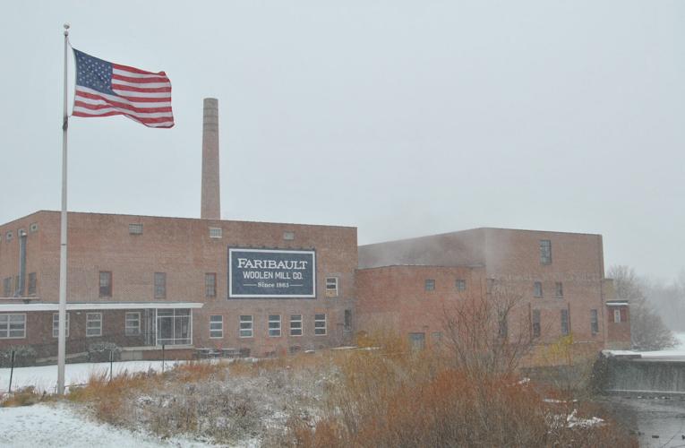 GALLERY: Faribault sees first major snowfall of the season | News | southernminn.com