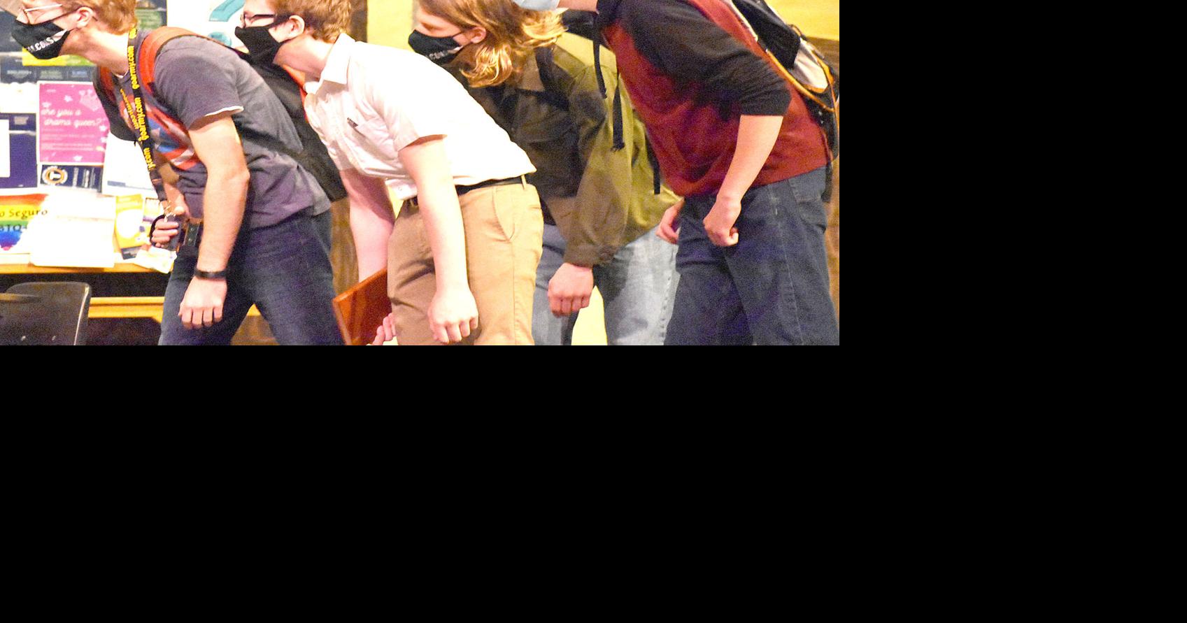 With social distancing cutting into in-person theater, FHS troupe moves ...