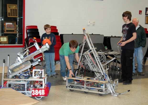 Robotics team gives demonstration to K-W School Board | Business ...