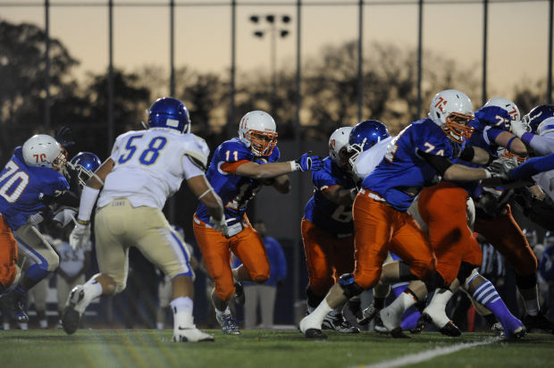 St. Peter grad chosen Macalester football MVP | News | southernminn.com