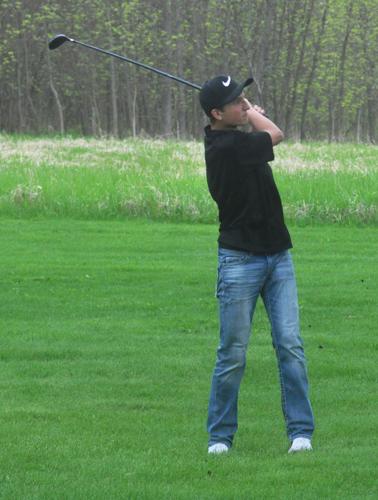 NRHEG boys golf struggles in Gopher tourney | Sports | southernminn.com