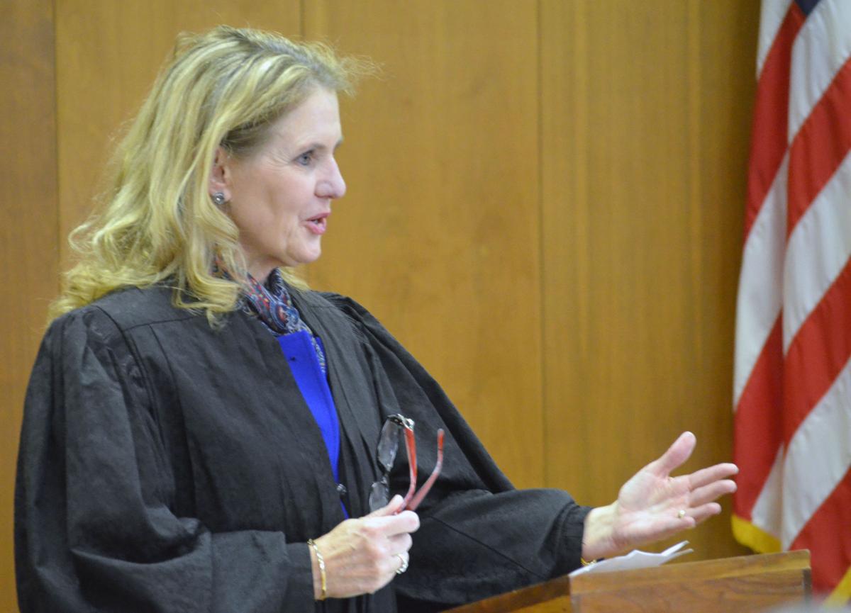 Hanks sworn in as Waseca County's newest judge | News | southernminn.com