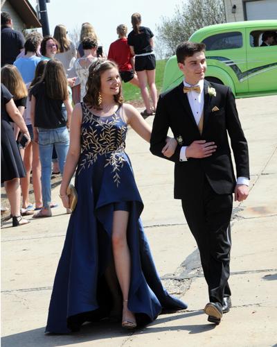 PHOTO GALLERY: A Knight on the Red Carpet at Kenyon-Wanamingo Prom ...