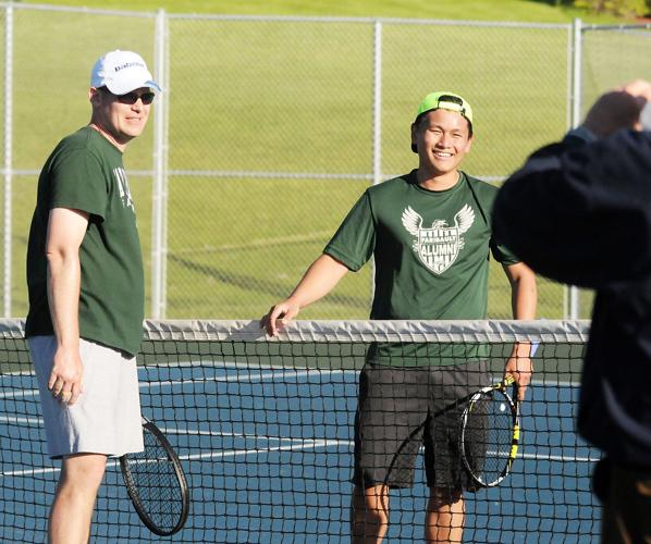 GALLERY: FHS girls tennis coach Darren Iverson breaks world record for ...