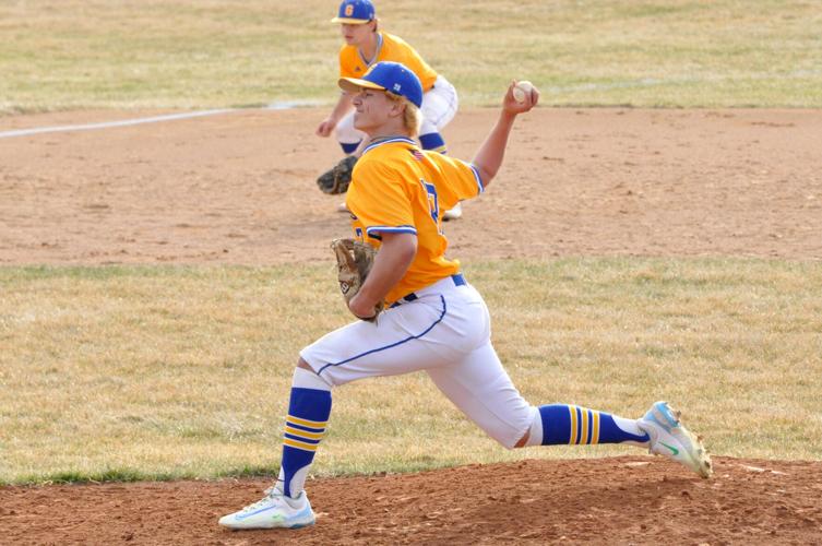 Giants throw combined no-hitter in victory over NRHEG | Sports ...