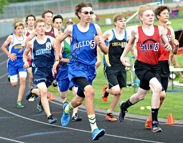 Long-distance runners lead JWP track in section | Sports | southernminn.com