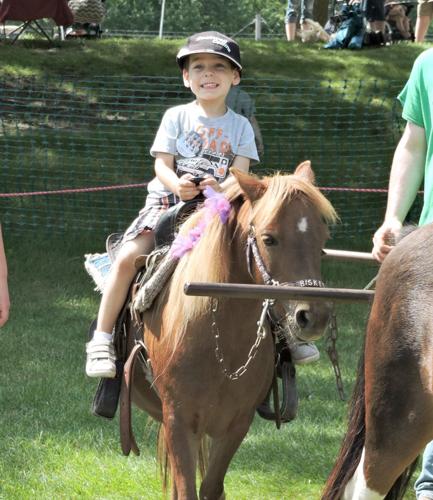 GALLERY: Saturday at Lonsdale Community Days | News | southernminn.com