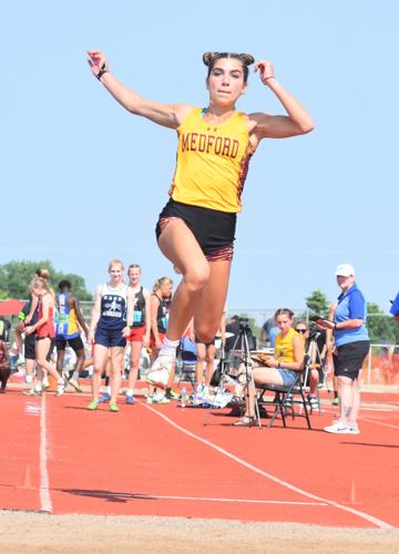 Tiger to Tommie: Medford’s Cole signs for Track and Field at St. Thomas ...