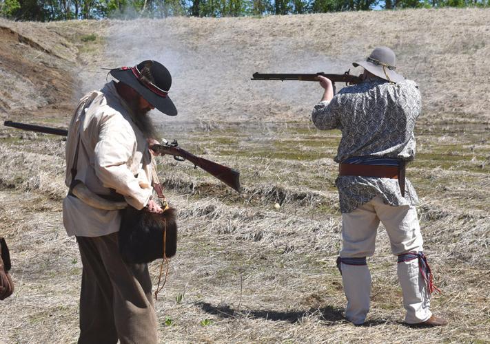 GALLERY: Re-enactors demonstrate fur trade life at Cannon River ...