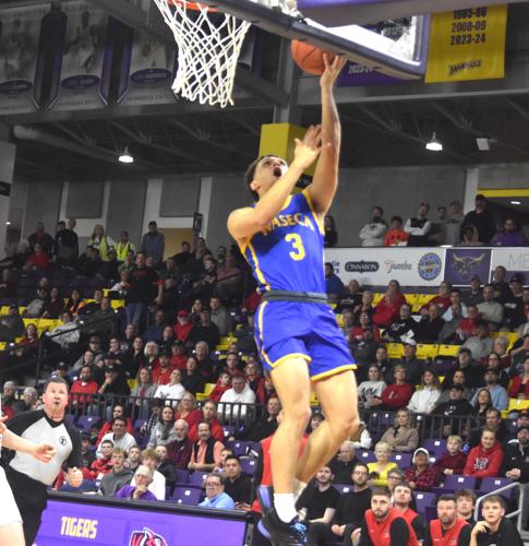 ONE GAME AT A TIME: Undefeated Bluejays beat Tigers for 2nd straight ...