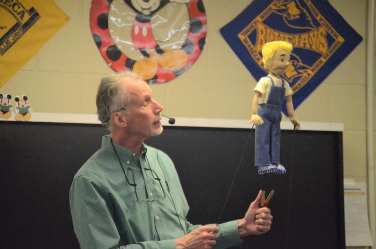 Hartley welcomes children's author as a part of I Love to Read Month ...