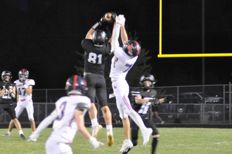 Titans overcome lightning delay to earning Homecoming victory over ...