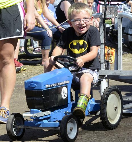 Kids show a lot of pull at county fair | Sports | southernminn.com