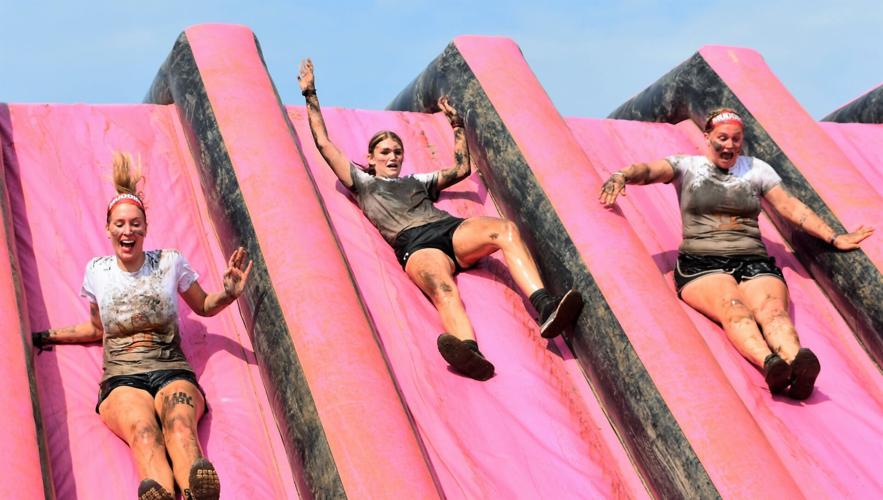 Thousands of women meet at Le Sueur's Caribou Gun Club for Mud Girl Run | News | southernminn.com