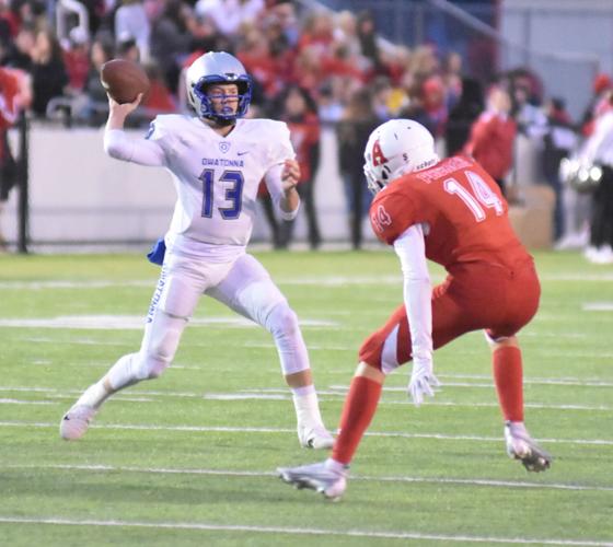 1st half beatdown helps Huskies cruise past Austin | Sports ...