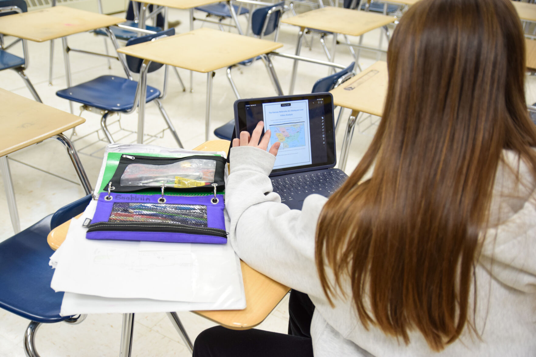 Teens' reading and math scores have stagnated, US test results show ...
