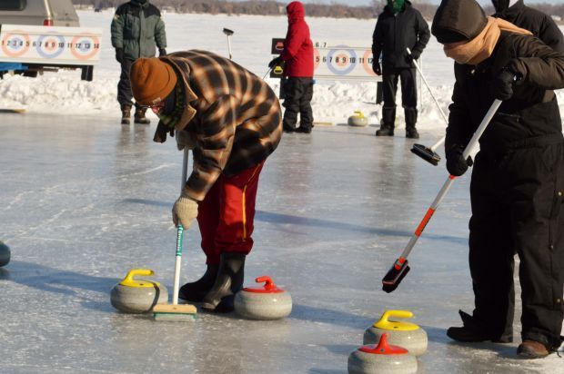 GALLERY: Waseca Sleigh & Cutter curling competition draws teams from ...
