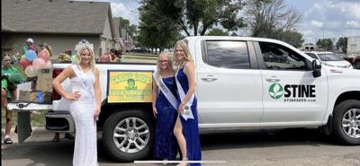 Miss Le Sueur-Henderson royal court visits BBQ Days in Belle Plaine | News | southernminn.com