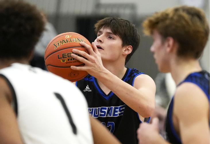No. 19 Huskies fall to No. 2 ranked Mankato East | Sports ...
