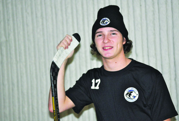 Owatonna's Aaron Kirsch pulls double duty for Blades, Huskies | Sports ...