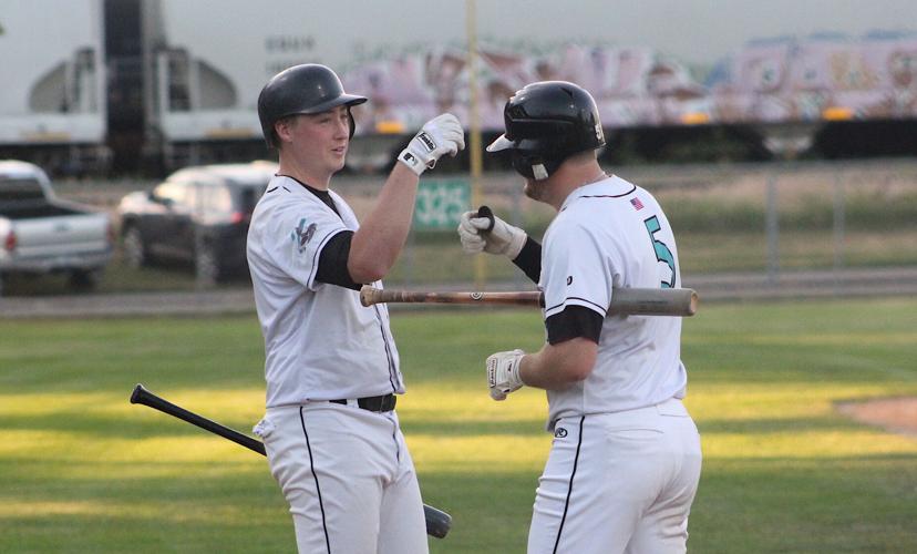 Knights pick up pair of wins at Sechler | Sports | southernminn.com