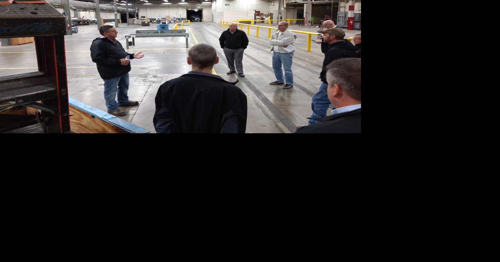 New ownership provides tour of former Quad/Graphics building in Waseca ...