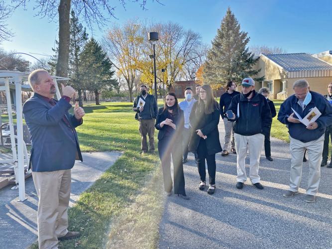 Minnesota State Academies for the Deaf and Blind adapt through COVID ...