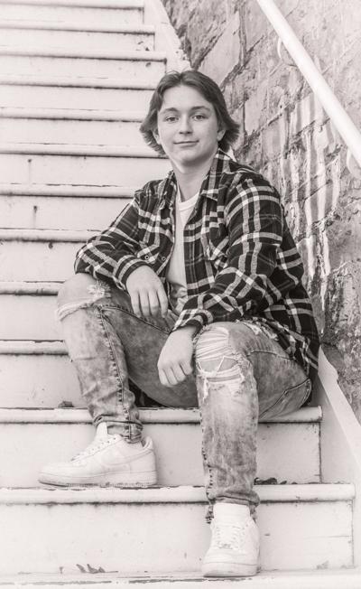 Noah Mischke | Virtual Graduations | southernminn.com