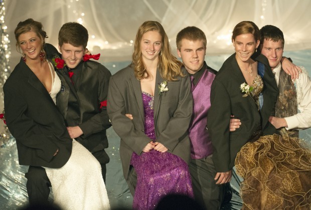 Prom night in Cleveland | News | southernminn.com