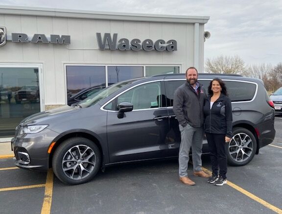 Waseca County Veteran Services Office talks new van, veterans book ...