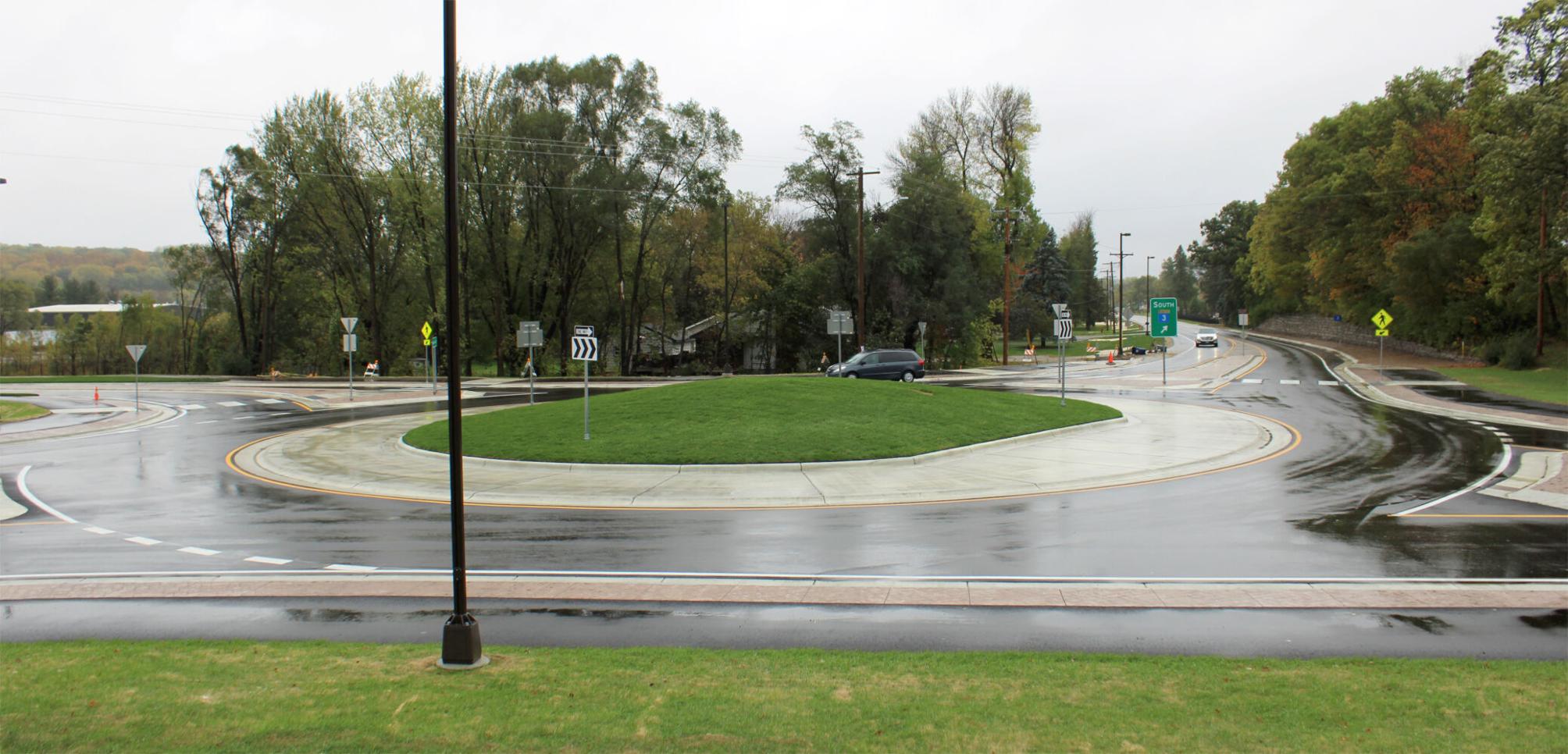 Highway 3 reopens with new roundabout | News | southernminn.com