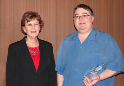 Dan Rechtzigel receives Diamond Award | Community | southernminn.com