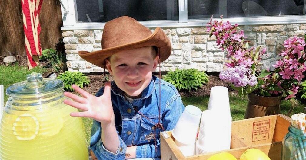5-year-old's lemonade stand ushers in summer and profits | News ...