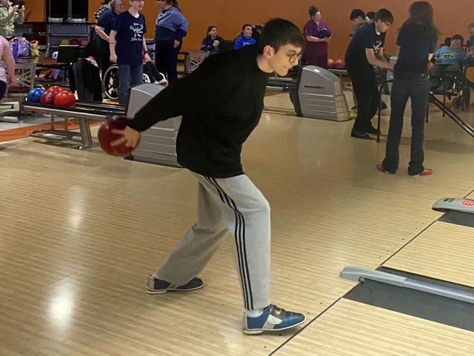 St. Peter/Le Sueur-Henderson adapted bowling team starting off hot in ...